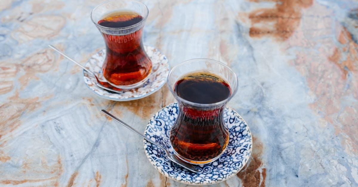 Le thé turc : une tradition incontournable à Istanbul - Turkeyforfriends